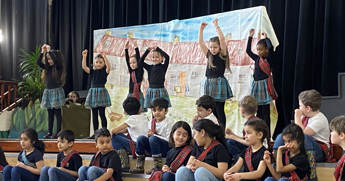 P2 Katie Morag Show - Hutchesons Grammar School